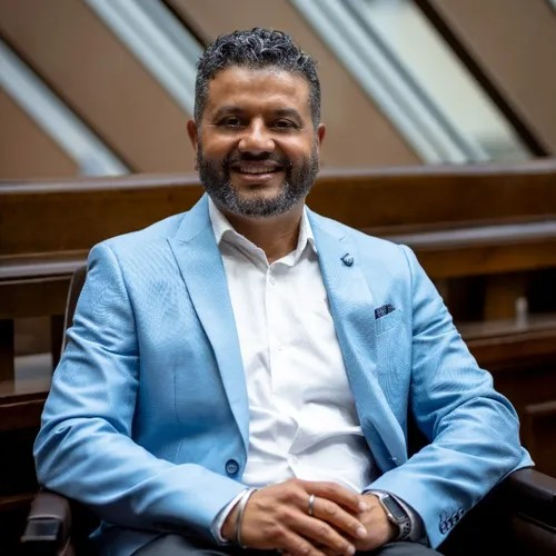 INTERVIEW: Vik Karambelkar, Senior Project Advisor, PETRONAS - Energy ...