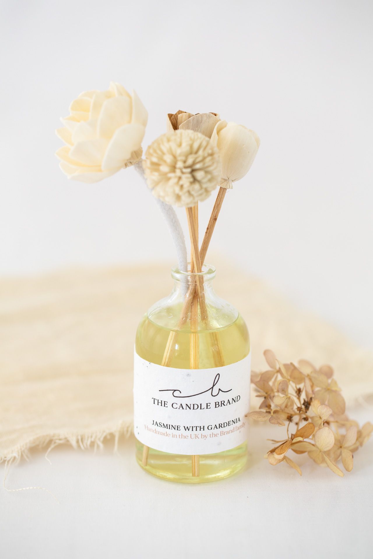 The Candle Brand's Flower Diffusers: The Everlasting Gift for Valentine ...