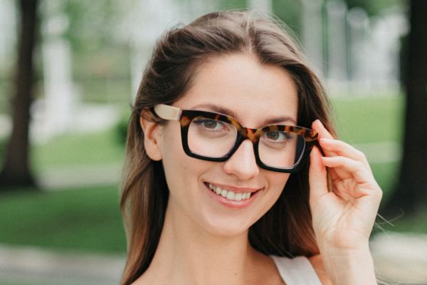 SOEK® Zahra Toffee Reader - Spring Fair 2025