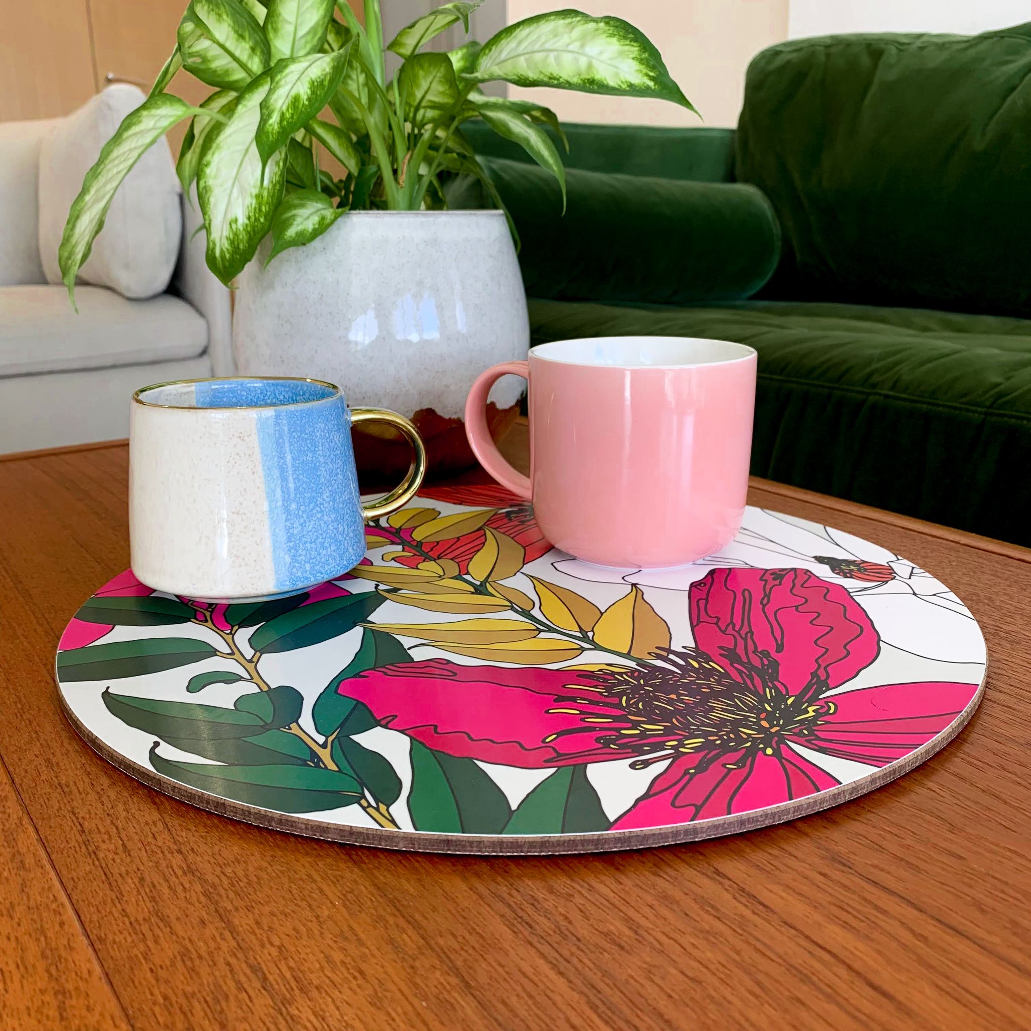 Large Round Serving Platters - Retail Revealed