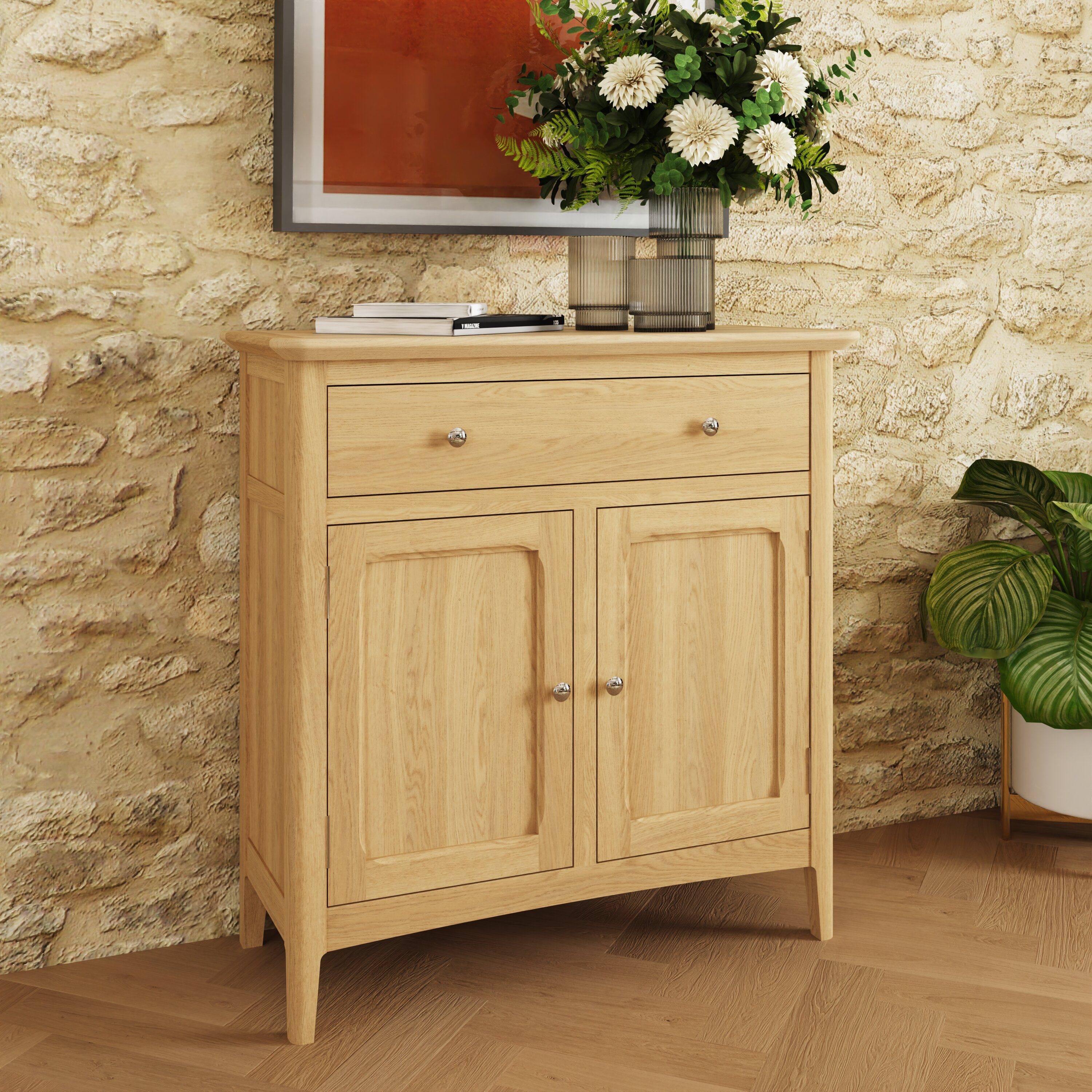 Small Sideboard with 1Drawer and 2 Doors - REVEAL