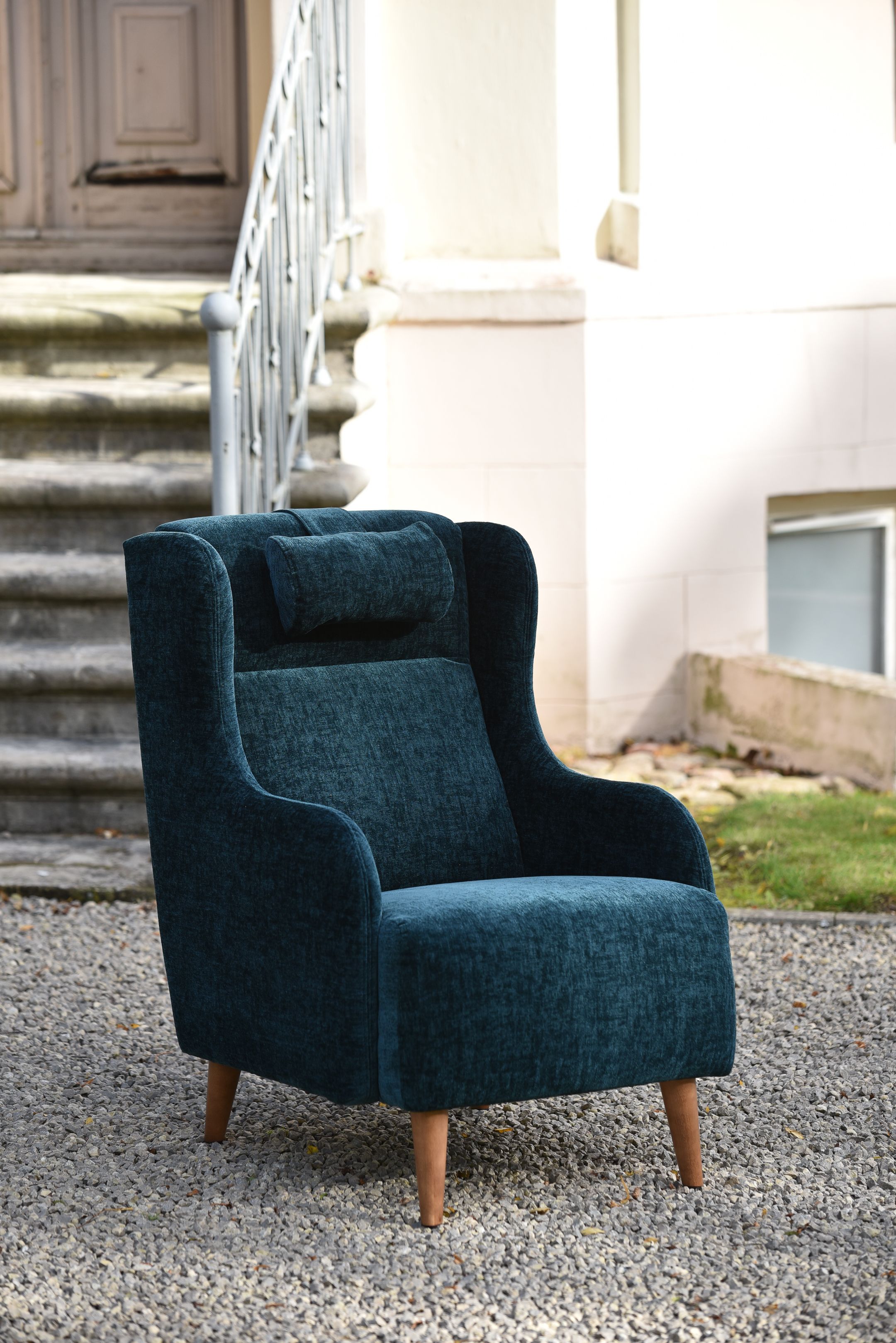 LUCIA chair - REVEAL