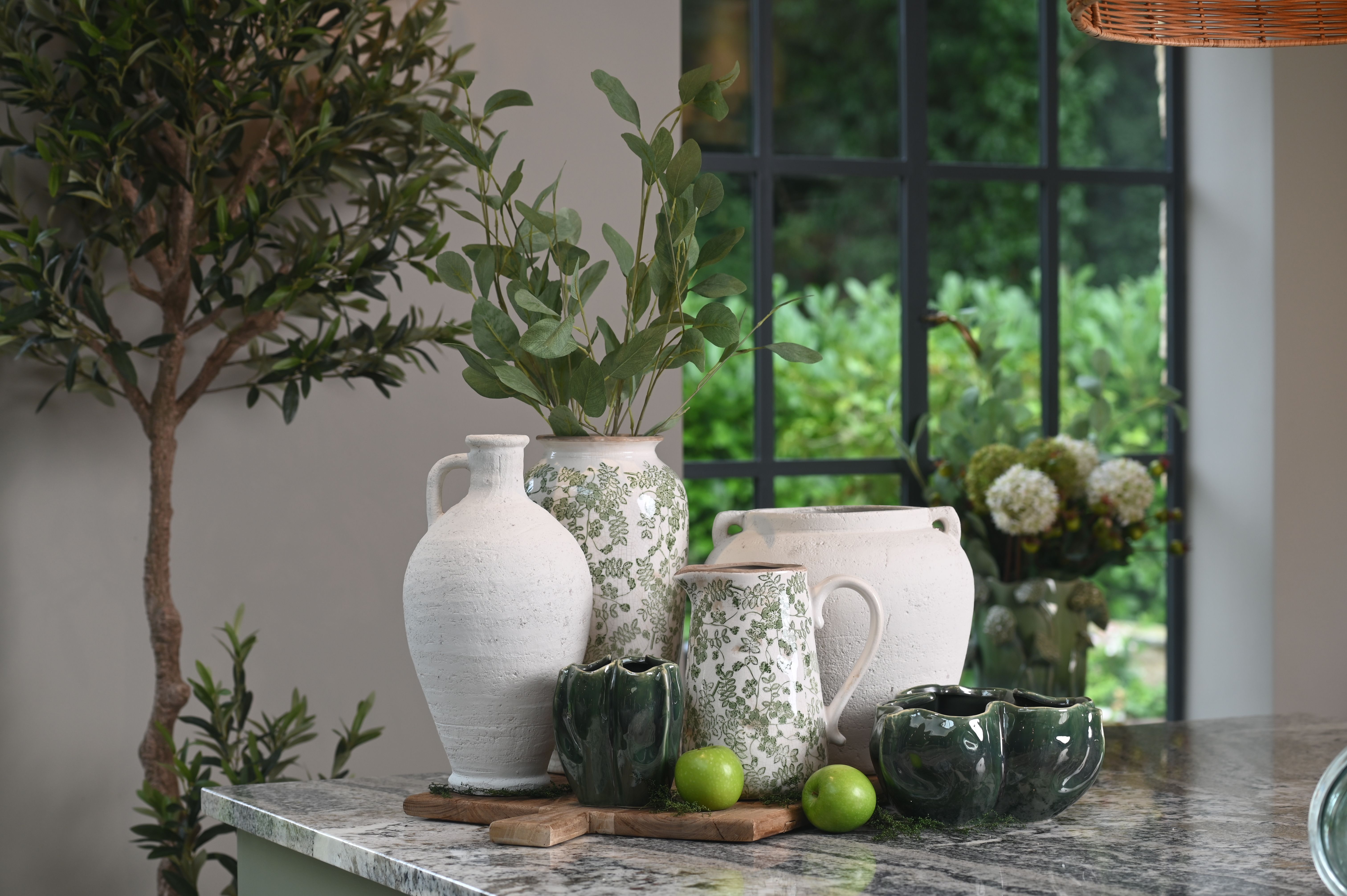 Vases and Planters - Retail Revealed