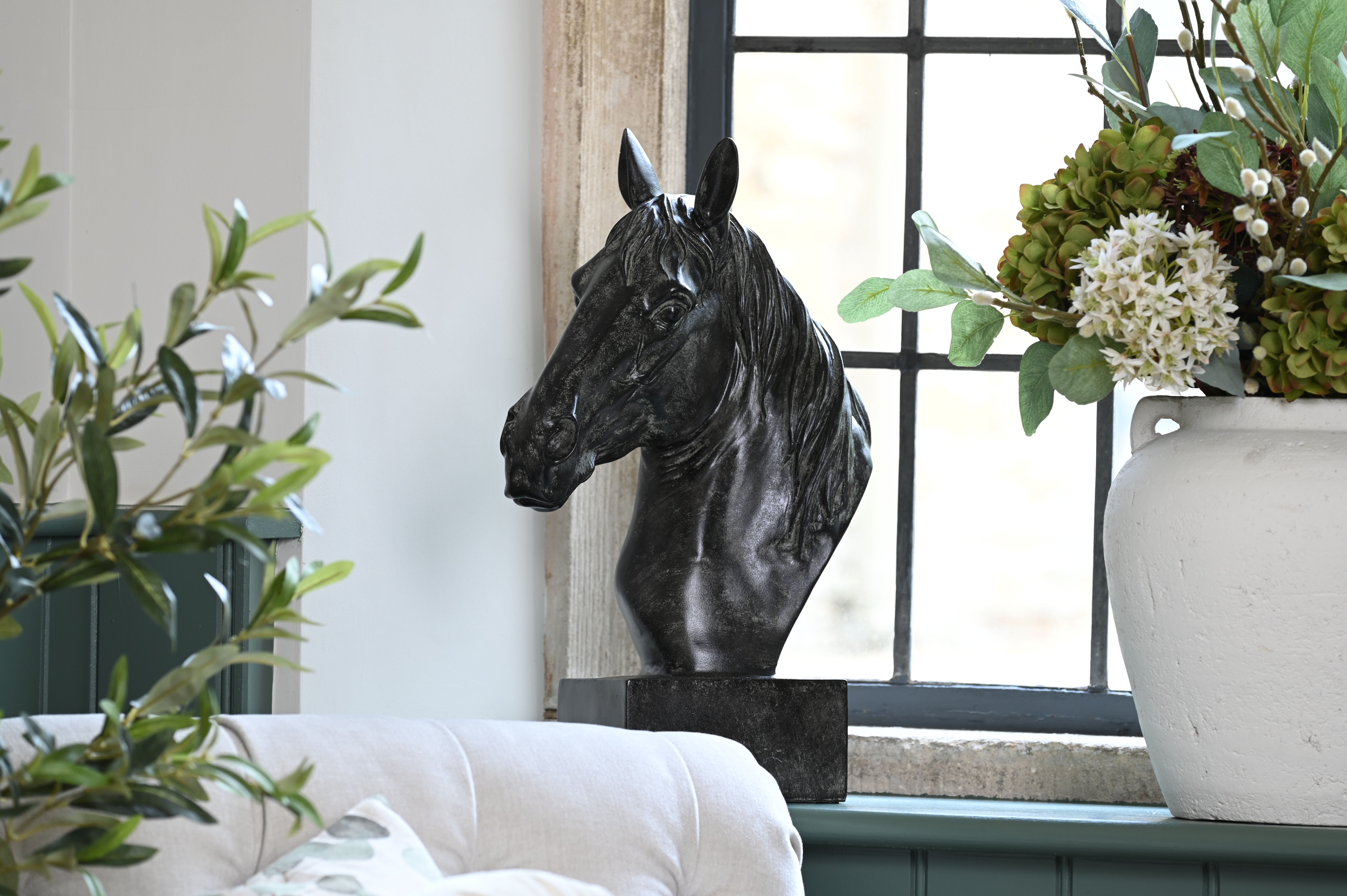 Decorative Table Top - Retail Revealed