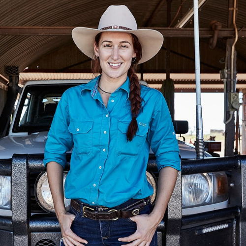 Jess Edwards's Instagram, Twitter & Facebook on IDCrawl