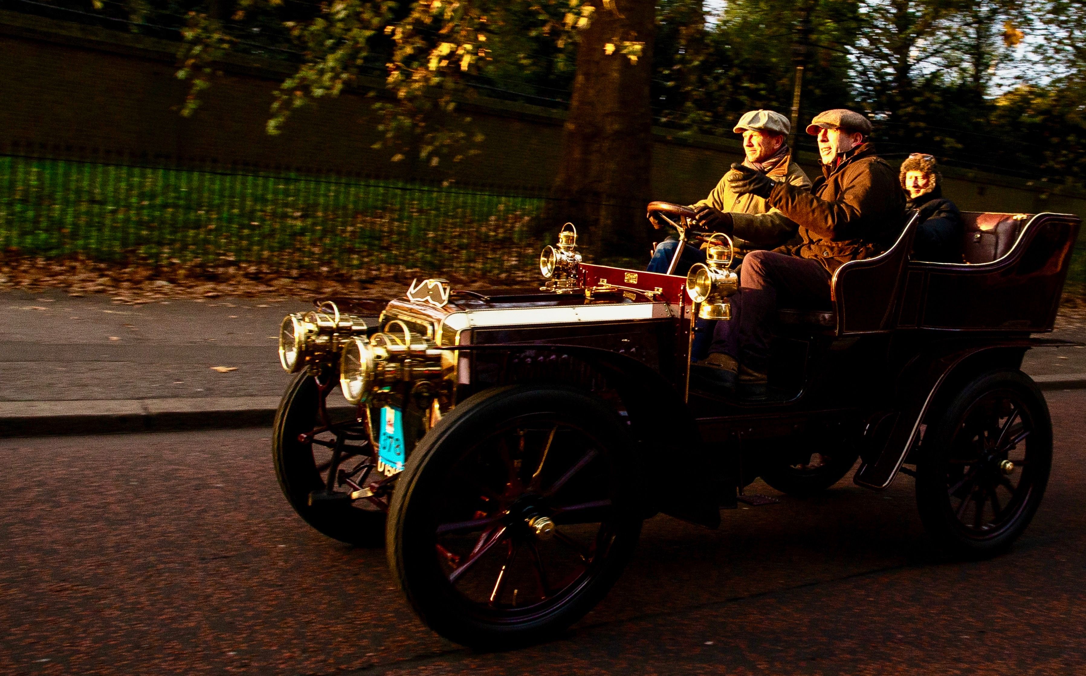 Famous Face Friday - Christian Horner and Geri - Veteran Car Run 2025