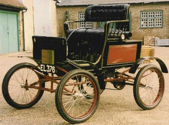 1899 Locomobile (steam) - Veteran Car Run 2023
