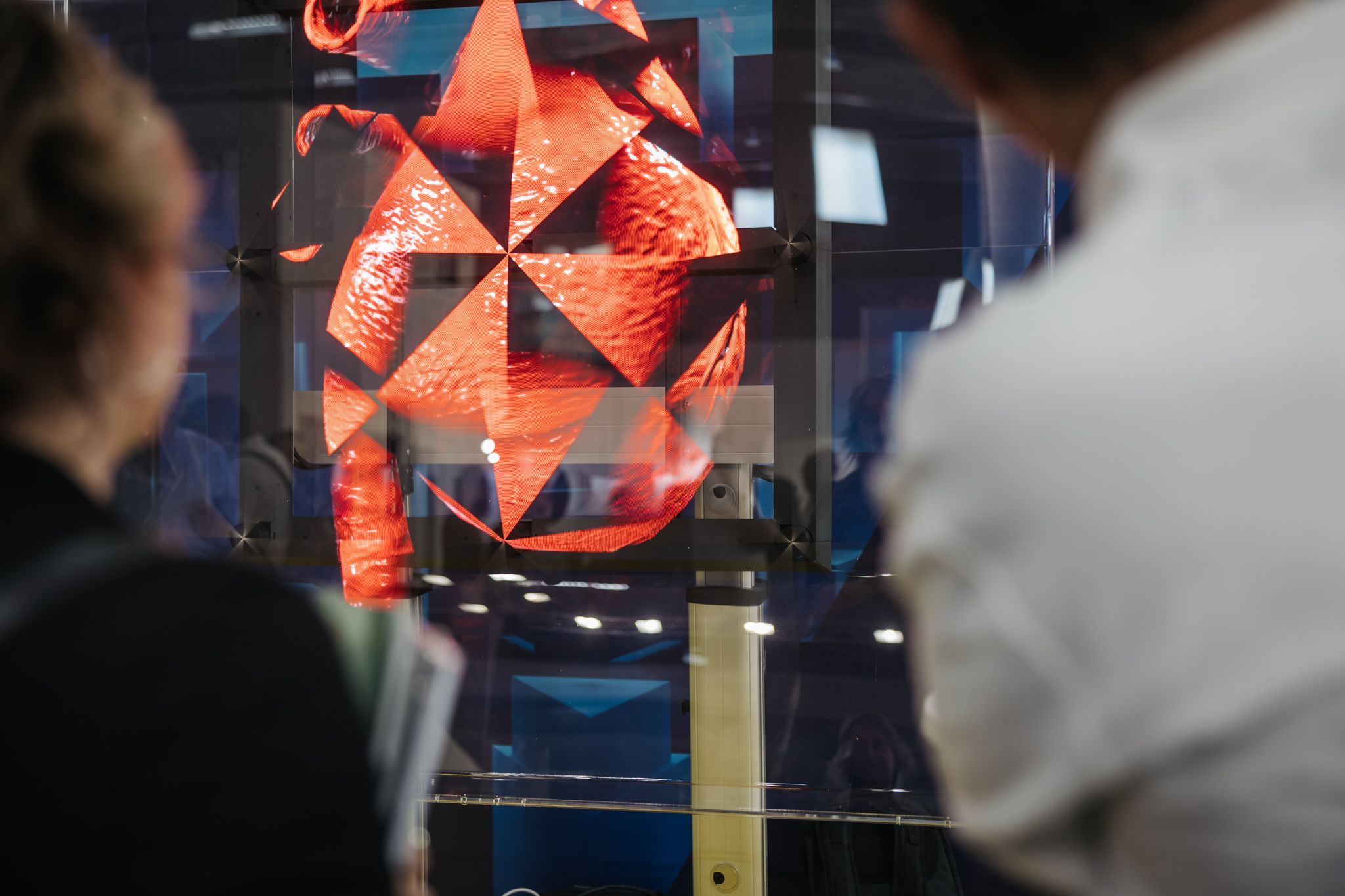 Technology Zone: Digital Signage and DooH - IS Corporate Site