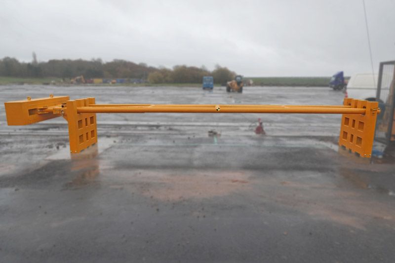 Avon Universal Cedar Gate - International Security Expo 2025