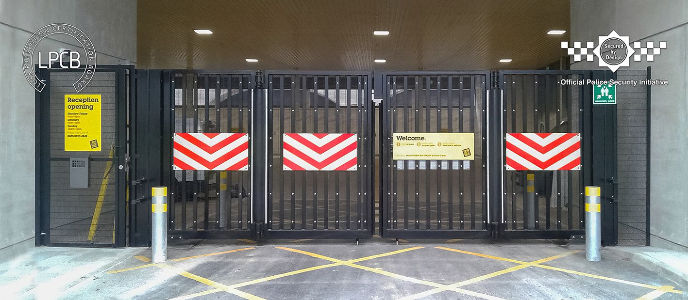 LPS1175 Platinum Gates - Bi-folding, Hinged, Sliding & Pedestrian SR1 ...