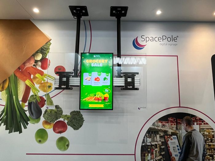 SpacePole Hook & Rail - Retail Technology Show