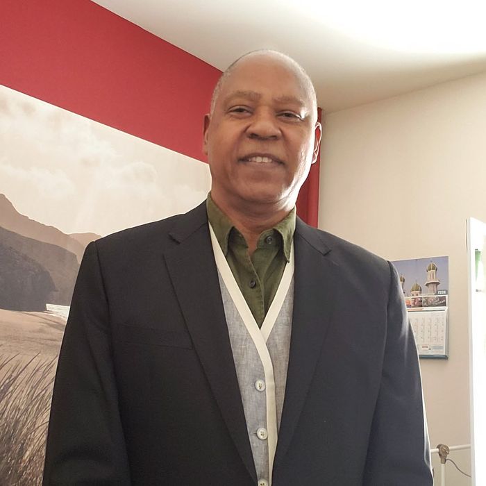 Robert E Allen, Managing Partner - AoRa Development LLC - New York ...